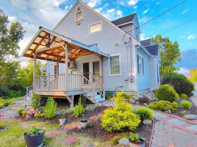 Crystal Rd, Crystal, Home For Sale