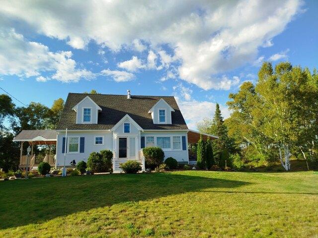 Crystal Rd, Crystal, Home For Sale