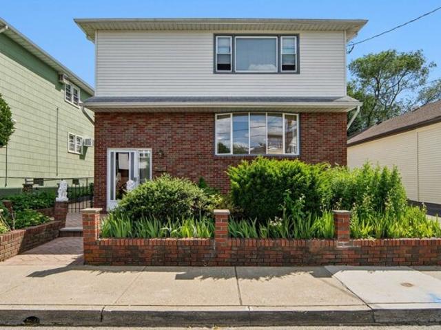 Crystal St, North Arlington, Home For Sale