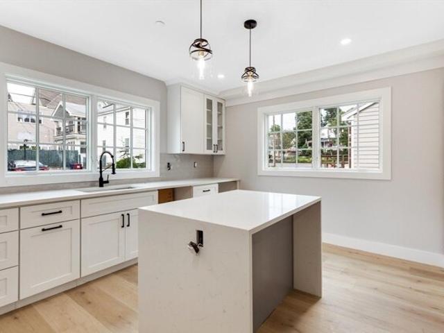 Crystal St Unit,melrose, Condo For Sale