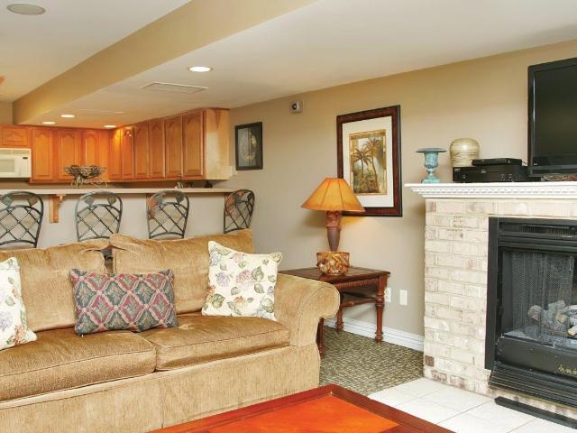 Crystal Springs 1 Bedroom Apartment for Rent at 14301 Georgia Ave, Aspen Hill, MD 20906 Aspen Hill