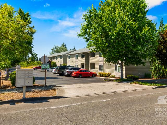 Crystal Springs Apartments