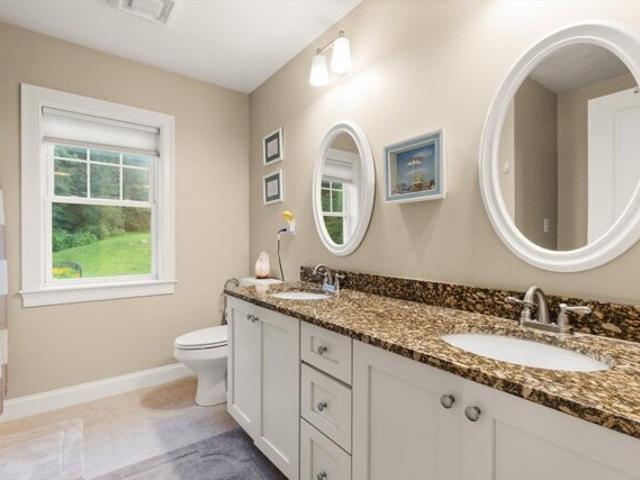 Crystal Way Unit,bellingham, Condo For Sale