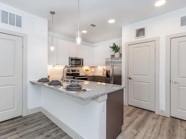 CW Cypresswood 3 Bedroom Apartment for Rent at 708 E Cypresswood Dr, Spring, TX 77373