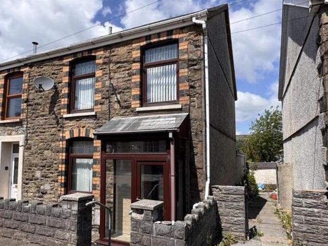 Cwmamman Road, Garnant, 2 Bedroom End