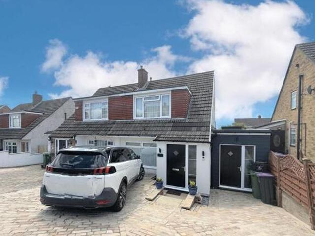 Cwmsor Close, New Inn, 3 Bedroom Semi detached
