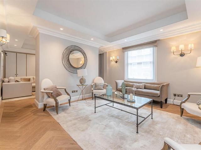Cumberland Mansions, George Street. 4 bed flat to rent £15,383 pcm £3,550 pw
