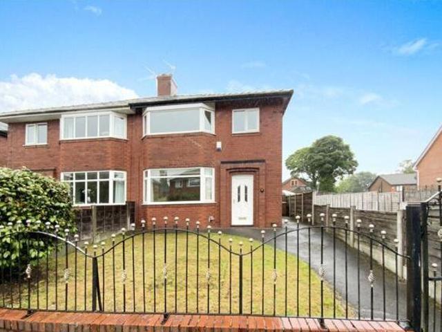 Cumberland Avenue, Heywood, 3 Bedroom Semi detached