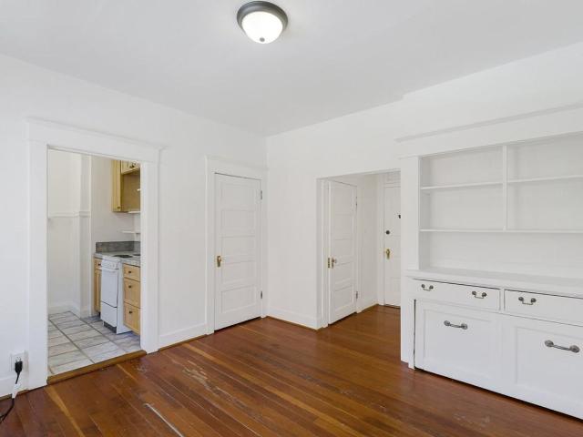 Cumberland Apartments 1 Bedroom Apartment for Rent at 1405 Sw Park Ave, Portland, OR 97201 Downtown Portland