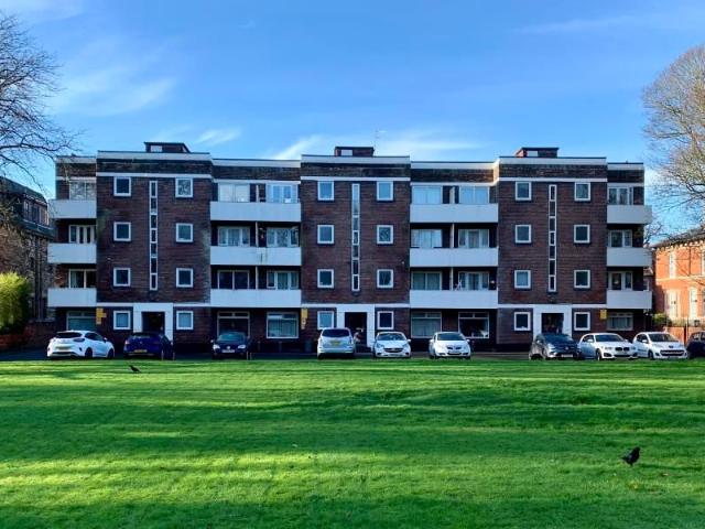 Cumberland Court, Headingley, Leeds LS6, Studio to rent, £740 pcm | PrimeLocation