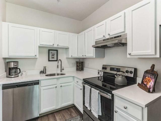 Cumberland Crossing 2 Bedroom Apartment for Rent at 100 Crossing Dr, Cumberland, RI 02864