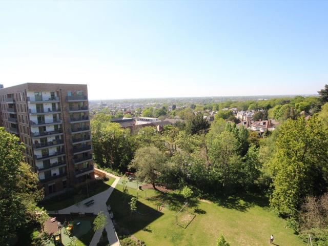 Cumberland House, Kingston Upon Thames KT2, Studio to rent, £625 pcm | PrimeLocation