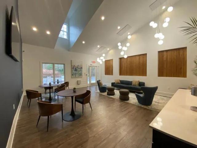 Cumberland Pointe 2 Bedroom Apartment for Rent at 1202 Wexford Hills Pkwy Se, Smyrna, GA 30080