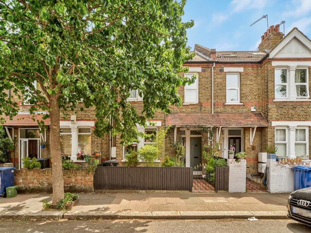 Cumberland Road, Hanwell W7, 1 bed flat to rent, £1,798 pcm | PrimeLocation