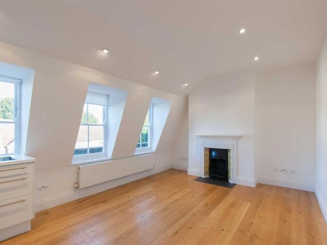 Cumberland Road, London W3, 1 bed flat to rent, £1,850 pcm | PrimeLocation