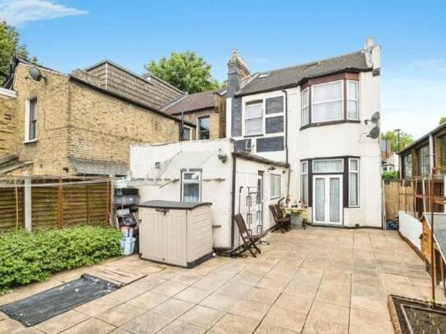 Cumberland Road, London, 4 Bedroom Detached