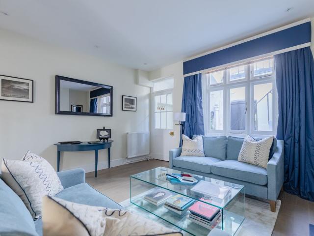 Cumberland Street, London SW1V, 2 bed flat to rent, £4,000 pcm | PrimeLocation