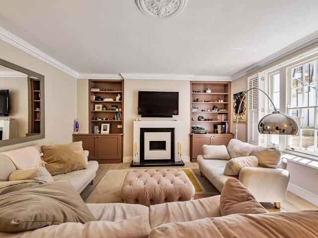 Cumberland Street, Pimlico, London SW1V, 2 bed flat to rent, £4,500 pcm | PrimeLocation