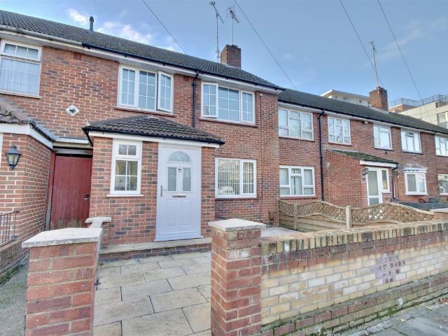 Cumberland Street, Portsmouth PO1, 3 bed terraced house to rent, £1,500 pcm | PrimeLocation