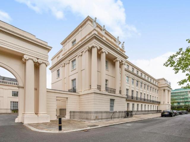Cumberland Terrace, London 2 bed flat to rent £5,417 pcm £1,250 pw