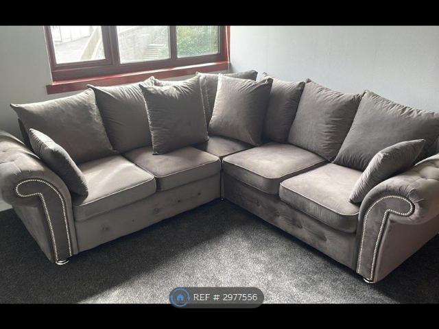 Cumbernauld, Glasgow G67, 1 bed flat to rent, £1,000 pcm | PrimeLocation