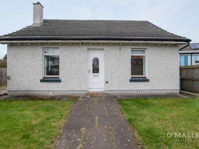 Cumbernauld Road, Chryston, Glasgow G69, 4 bed detached house to rent, £1,200 pcm | PrimeLocation