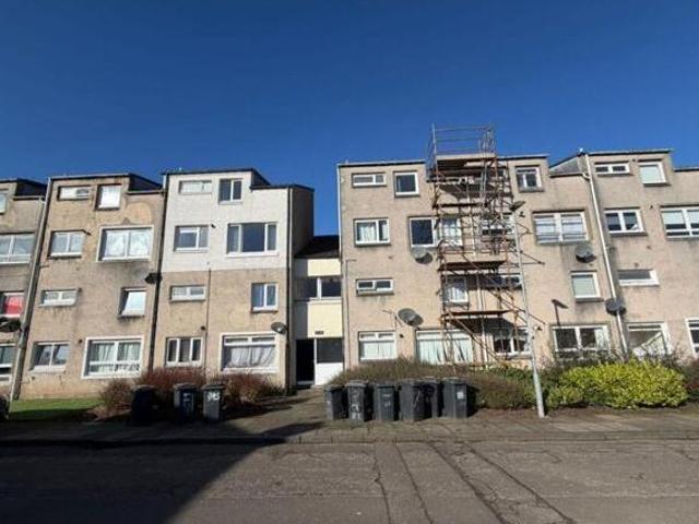 Cumbernauld, Spruce Road, Glasgow, 3 Bedroom Apartment