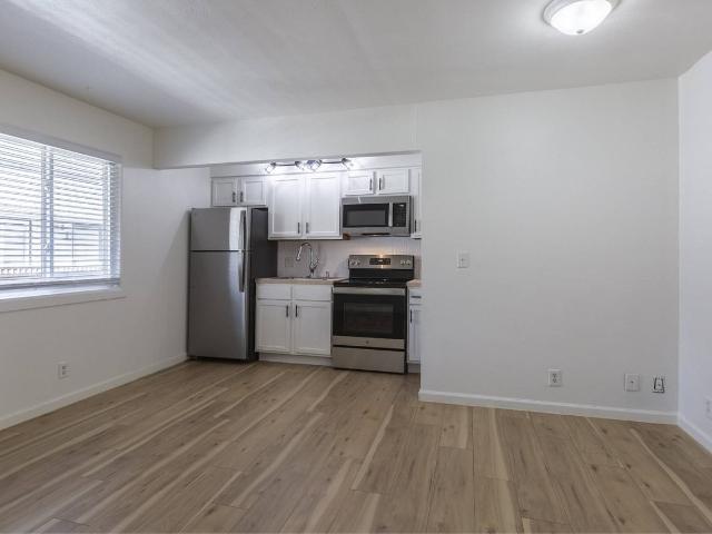 Cuming St Apartments 1 Bedroom Apartment for Rent at 4644 Cuming Street, Omaha, NE 68132 Dundee