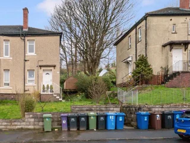 Cumlodden Drive, The Butney, Glasgow, G20 0JU, United Kingdom | 2 bed apartment for rent #166355811 | Rentberry