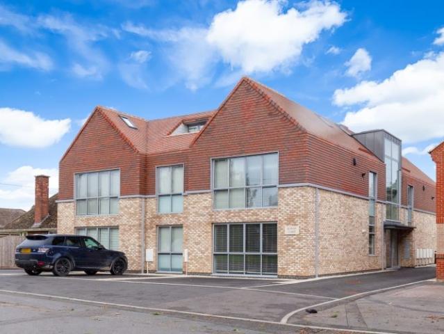 Cumnor Road, Boars Hill OX1, 2 bed flat to rent, £1,500 pcm | PrimeLocation