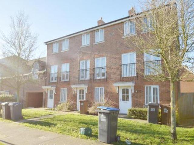 Cunningham Avenue, Hatfield, 5 Bedroom House