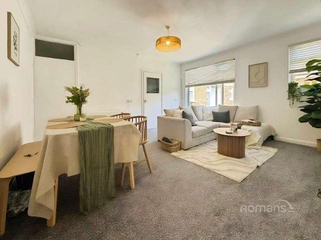 Cunningham House, Claylands Road, Bishops Waltham, Southampton, Hampshire, SO32