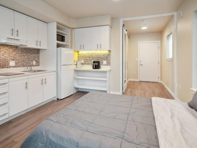 Cubix North Park Studio Apartment for Rent at 1008 N 109th St, Seattle, WA 98133 Bitter Lake