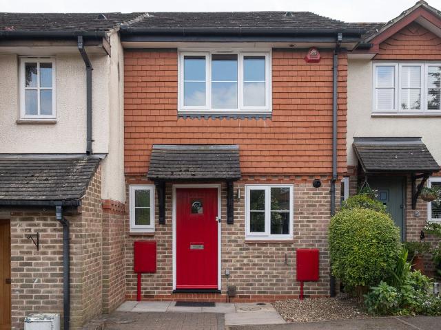 Cudham Close, Belmont SM2, 2 bed terraced house to rent, £2,000 pcm | PrimeLocation