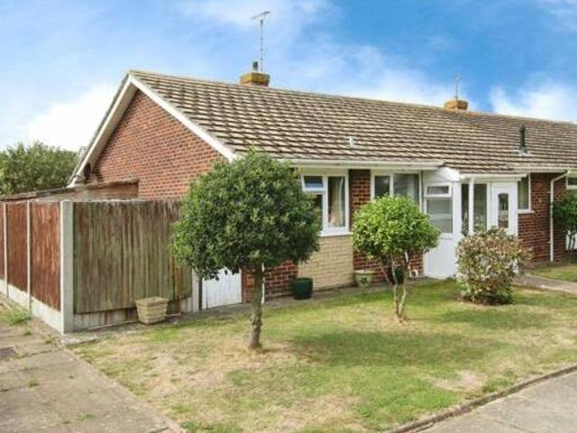 Cudham Gardens, Cliftonville, 2 Bedroom Terraced