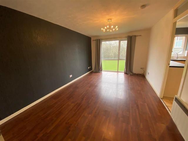 Cuffley Court, Hemel Hempstead HP2, 1 bed flat to rent, £1,100 pcm | PrimeLocation