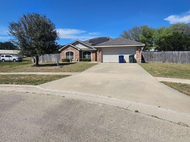 Cul de sac home in Copperas Cove close to school