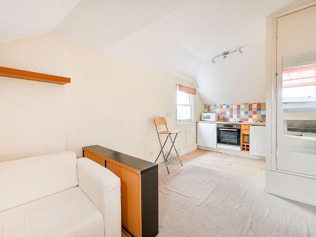 Culmington Road, Ealing Broadway, London W13, Studio to rent, £1,350 pcm | PrimeLocation