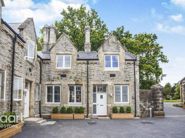Culpeper Road, Aylesford 2 bed maisonette to rent £1,750 pcm £404 pw
