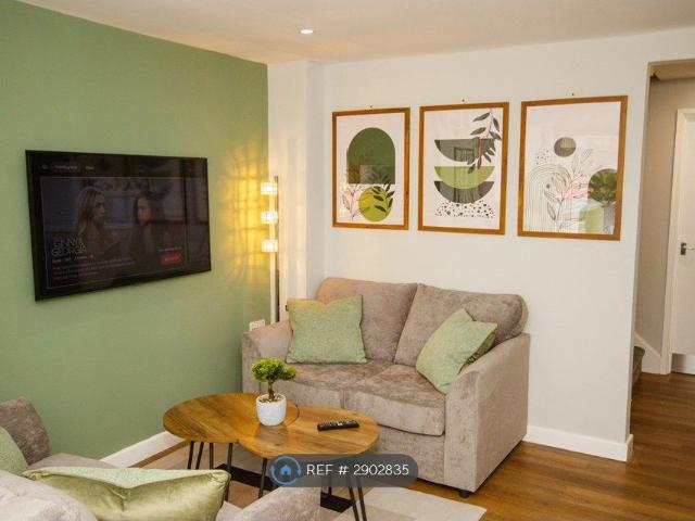 Curtis Close, Smethwick B66, Room to rent, £595 pcm | PrimeLocation