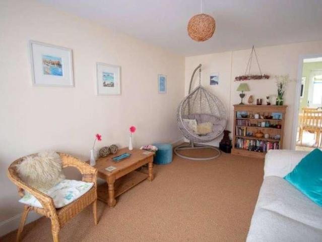 Curtis Close, Watchfield, Swindon, Oxfordshire, SN6