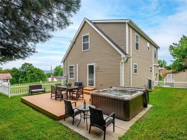 Curtis new Fairfield, New Fairfield, Home For Sale