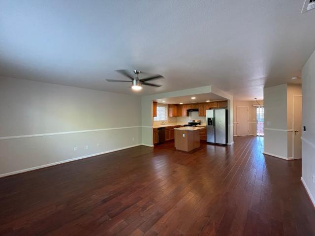 Curtis Park Area, Huge 2x2 Duplex with Garage, Must See + $500 Lease Signing Bonus!