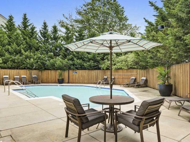 Curve 6100 1 Bedroom Apartment for Rent at 6100 Lincolnia Rd, Alexandria, VA 22312