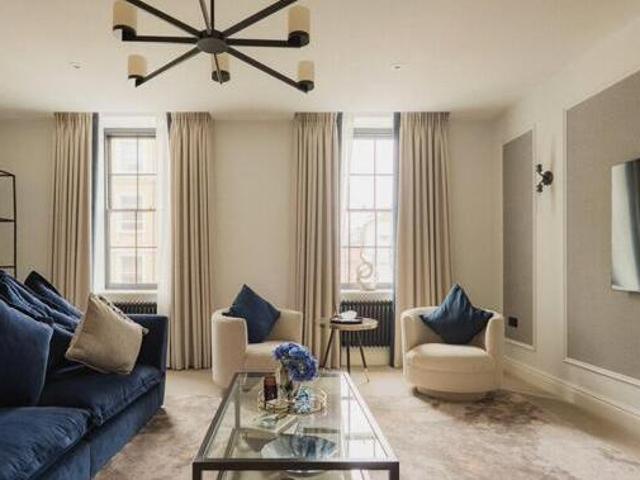 Curzon Street, Mayfair, 3 Bedroom Apartment