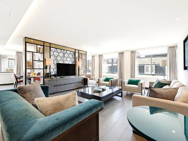 Curzon Street, London 3 bed flat to rent £32,500 pcm £7,500 pw