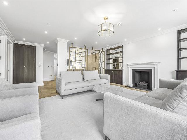 Curzon Street, Shepherd Market W1J, 3 bed flat to rent, £10,500 pcm | PrimeLocation