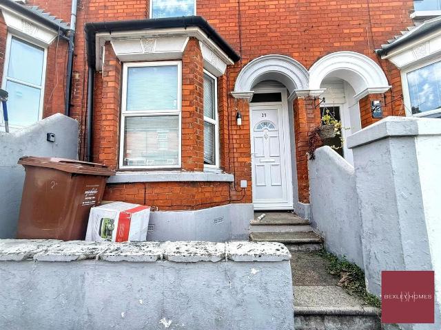 Curzon Road, Chatham ME4, 3 bed terraced house to rent, £1,300 pcm | PrimeLocation