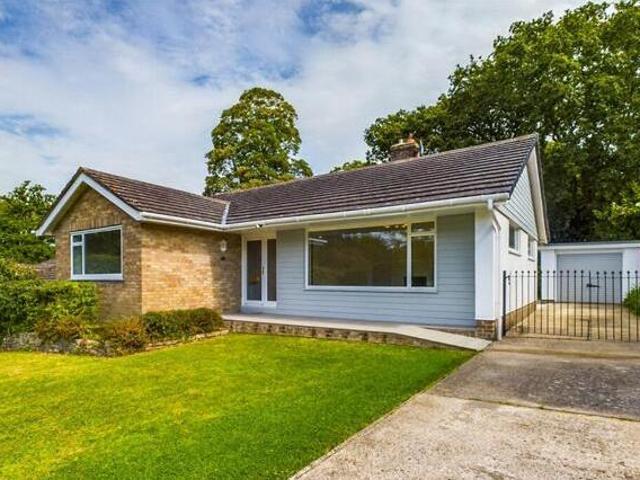 Curzon Way, Highcliffe, 2 Bedroom Bungalow