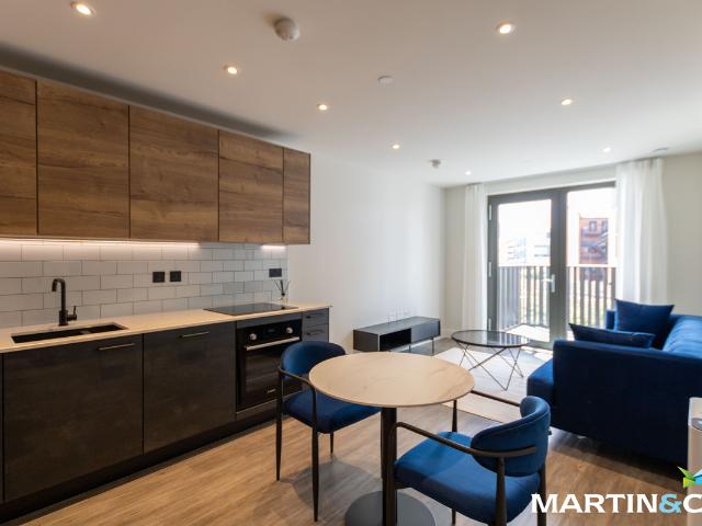 Curzon Wharf, Glasswater Locks, Pitt Street, Birmingham B4, 1 bed flat to rent, £1,100 pcm | PrimeLocation